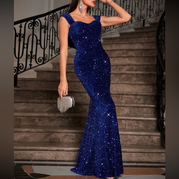 Dresses | Luxe Mermaid Hem Party Sequins Dress | Poshmark